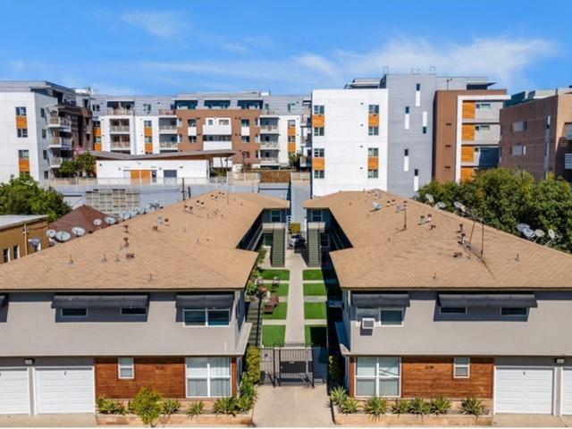 201–209 E 12th Street in Long Beach, 2 Bedroom Apartment for Rent at 201 E 12th St, Long Beach, CA 90813 Saint Mary