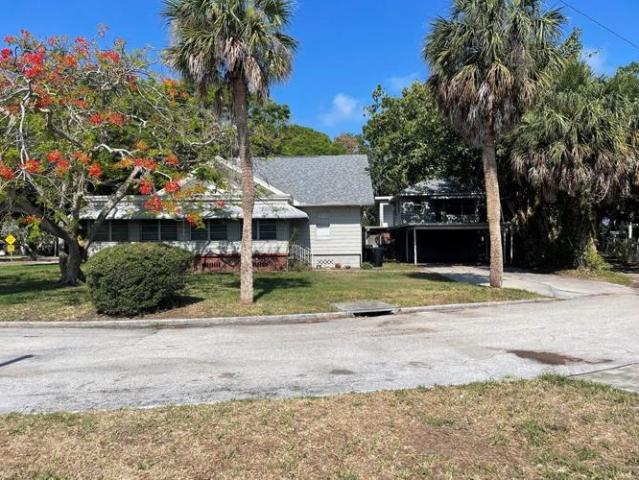 201 39th Ave S, Saint Petersburg, FL 33705