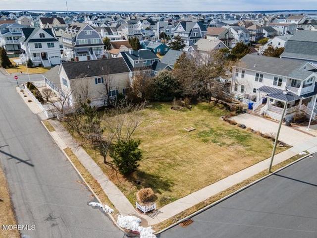201 5th Ave, Normandy Beach, NJ 08739