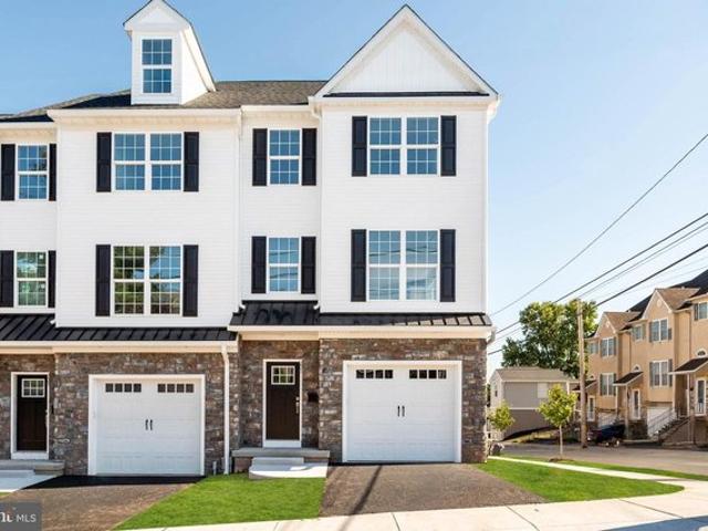 201 8th St, Bridgeport, PA 19405