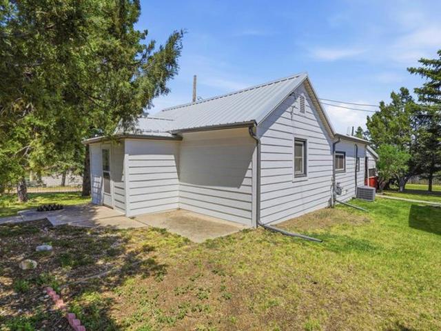 201 9th Ave, Belle Fourche, SD 57717