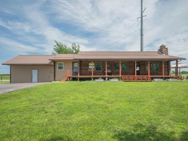 201 County Road 180, Joplin, MO 64804