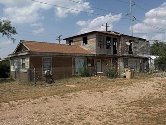 201 Commercial Ave, Anson, TX 79501