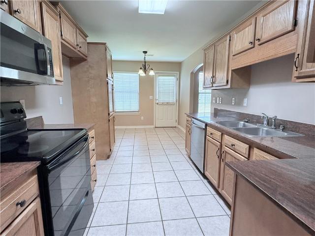 201 Coopers Farm Road
