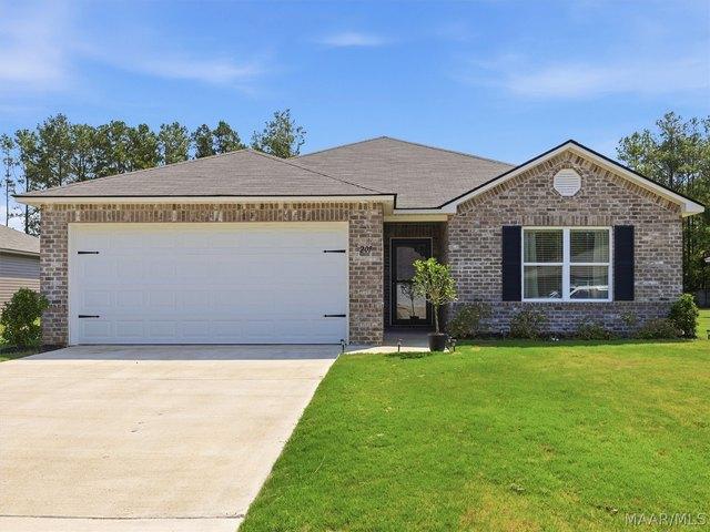 201 Canal Crossing Dr, Wetumpka, AL 36092