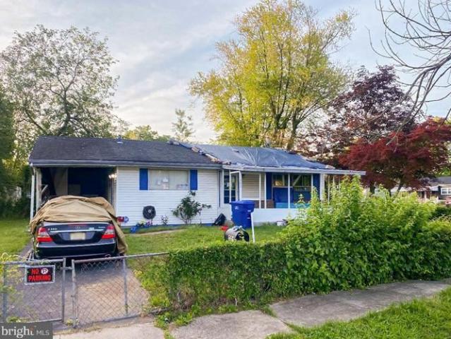 201 Canary Ln, Mount Holly, NJ 08060
