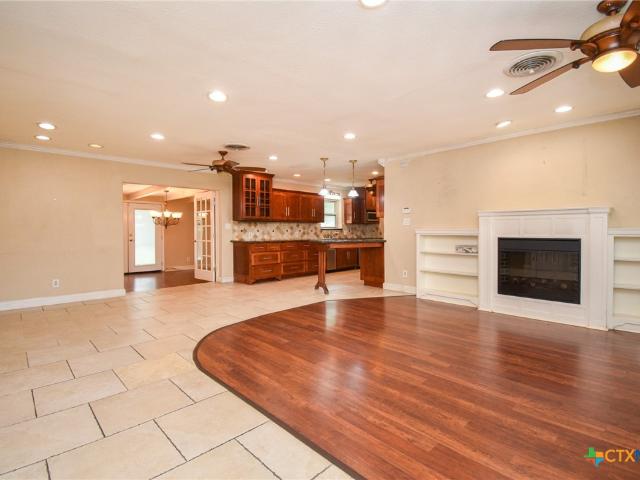 201 Canterbury Lane