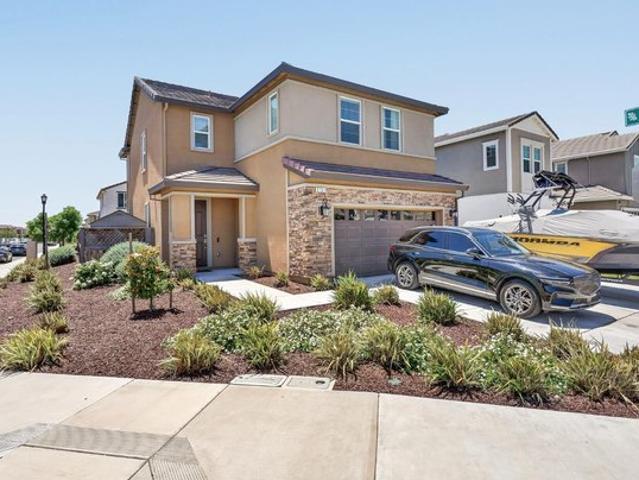 201 Caputo Cir, Oakley, CA 94561
