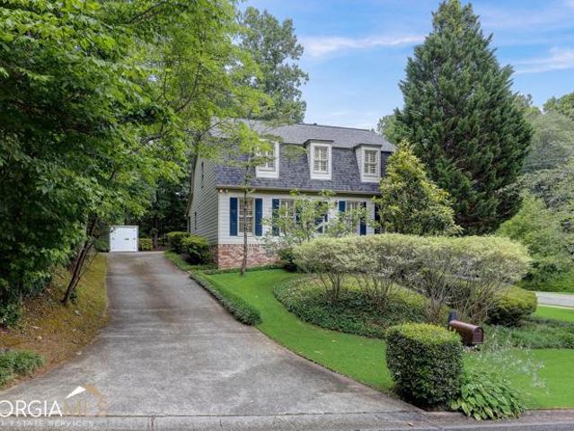 201 Carriage Trce, Marietta, GA 30068
