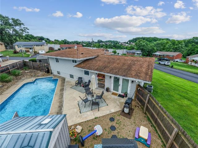 201 Church Dr