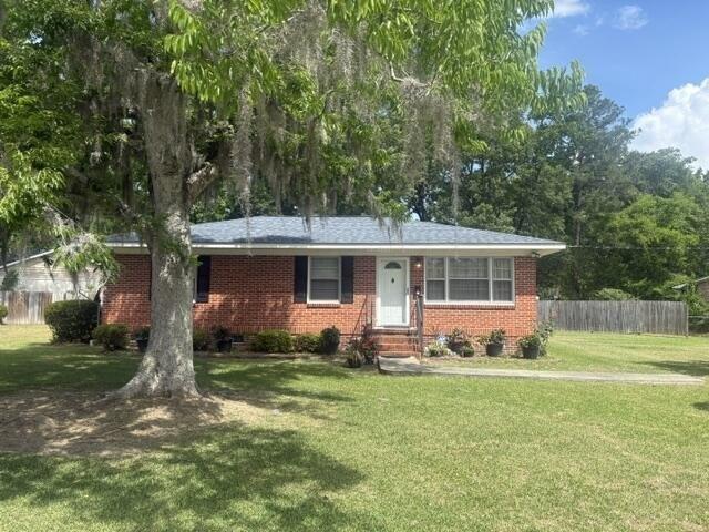 201 Clarine Dr, Goose Creek, SC 29445