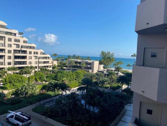 201 Crandon Blvd #532, Key Biscayne, FL 33149
