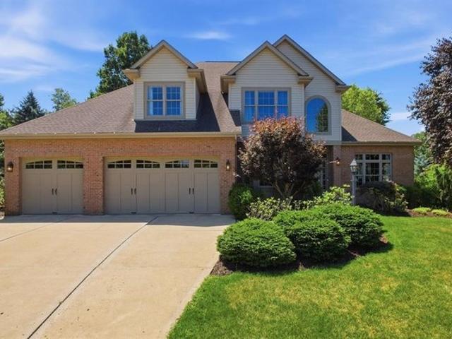 201 Crawford Ct, Mars, PA 16046