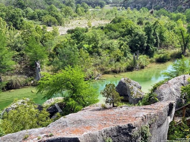 201 Cypress Bluff Rd, Pipe Creek, TX 78063 | MLS #1778