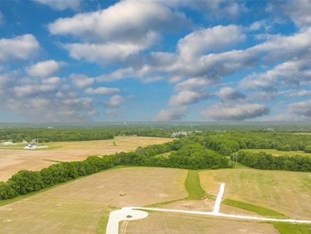 201 Antler Ct, MO 63385