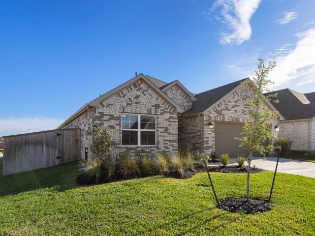 201 Augustine Way, Magnolia, TX 77354 | MLS #13942