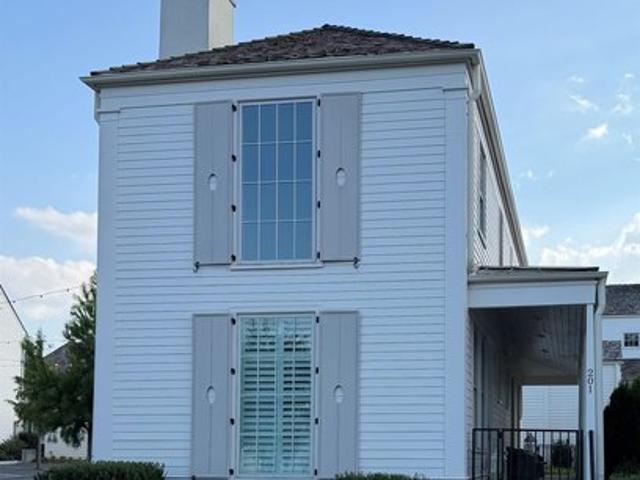 201 Bowman Rd, Greenville, SC 29615