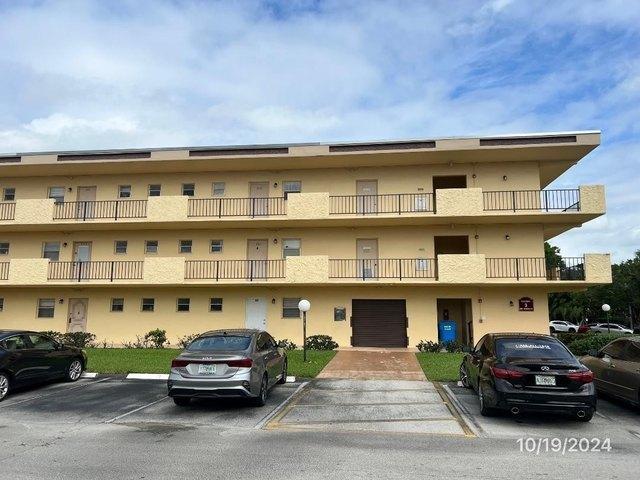 201 Berkley Rd Apt 311, Hollywood, FL 33024