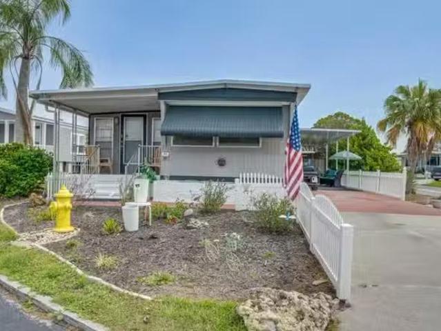 201 Brandywine Ln, North Fort Myers, FL 33917 MLS 225026933