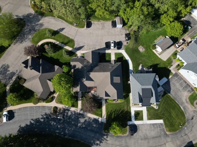 201 Geneva National S Ave