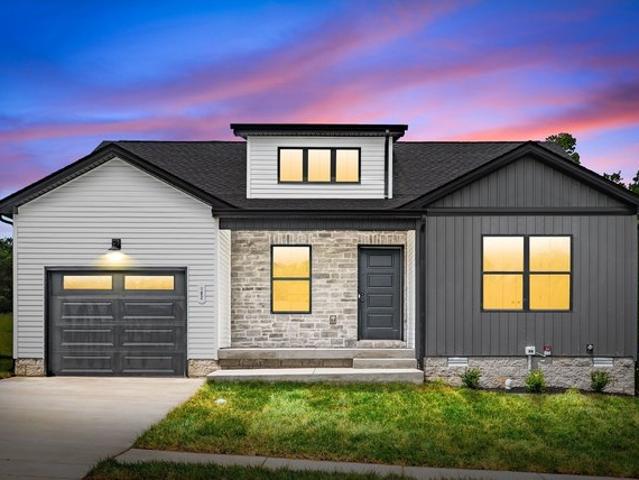 201 Dewberry Ct, Clarksville, TN 37042