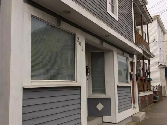 201 Dean Street