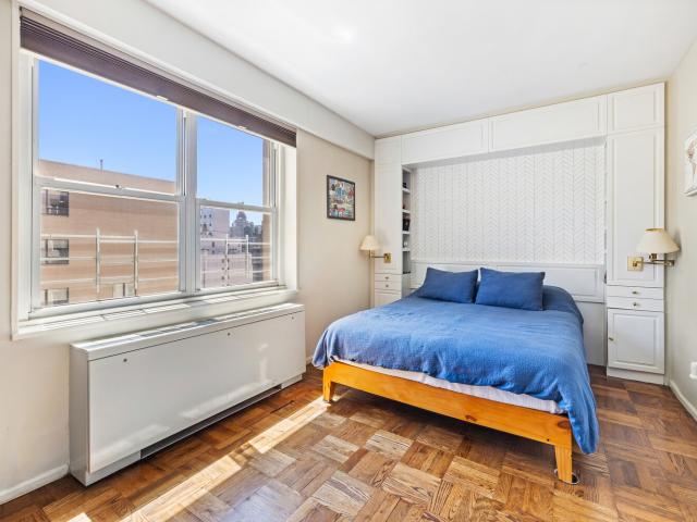 201 E 79TH Street 18A