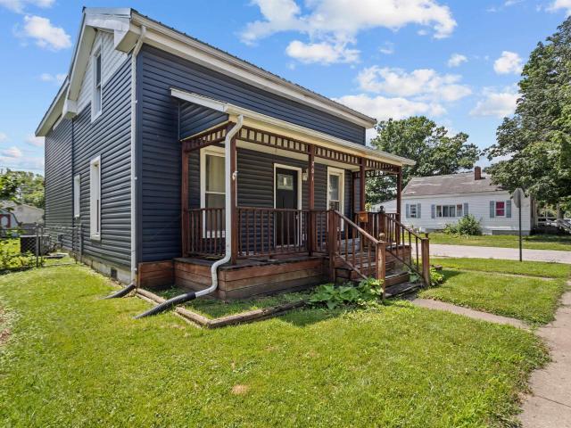 201 E 2nd Street