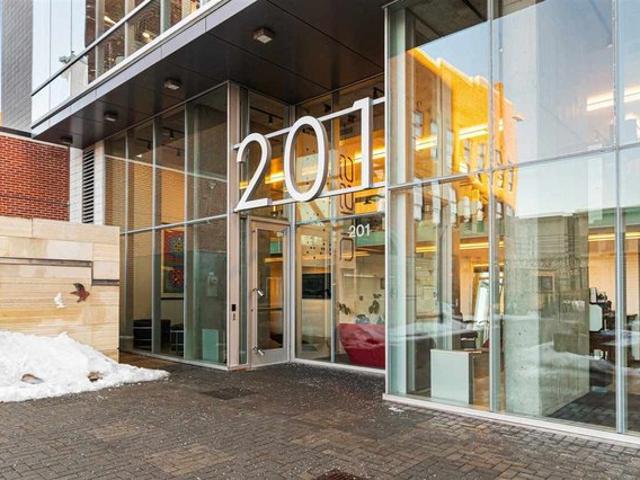 201 E Washington St Unit 501, Iowa City, IA 52240