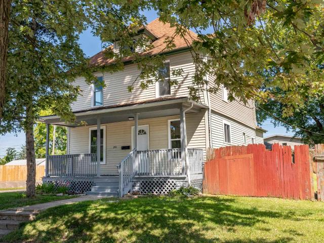 201 E Bowman Street