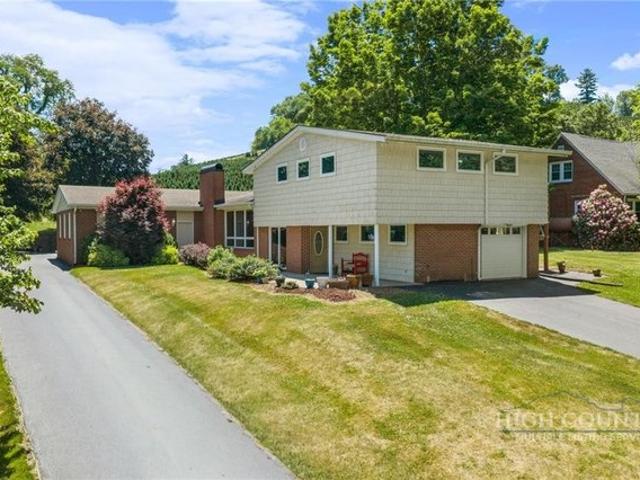 201 E Buck Mountain Rd, West Jefferson, NC 28694