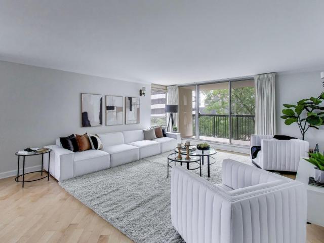 201 E Chestnut Street # 3A