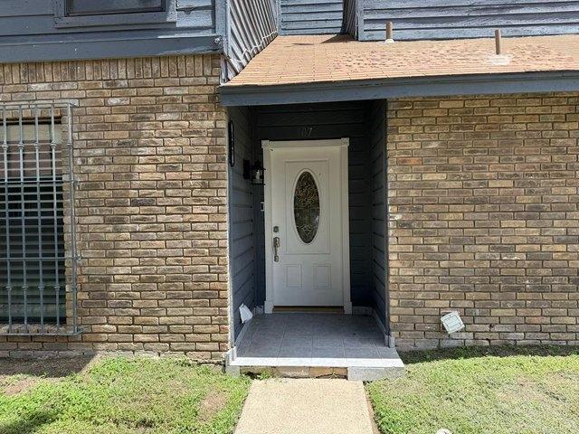 201 E Del Mar Blvd Unit 107, Laredo, TX 78041