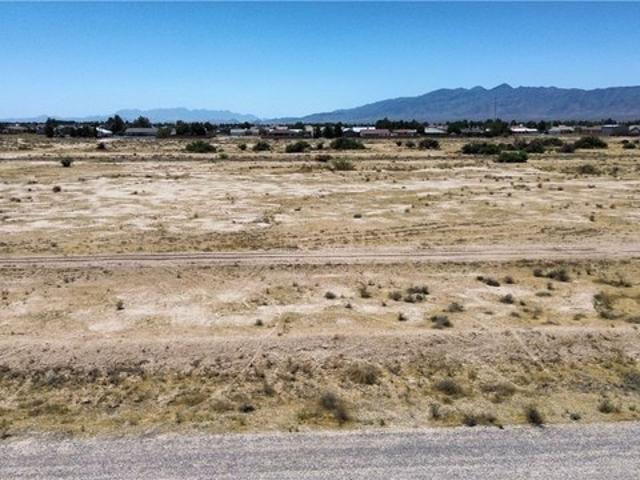 201 E Elmont St, Pahrump, NV 89048