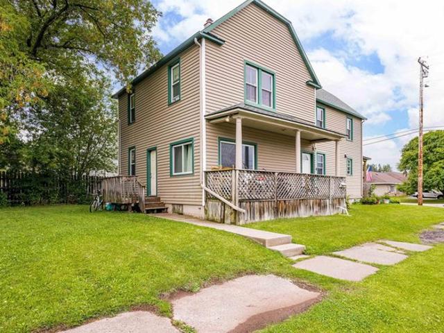 201 E McCuen St, Duluth, MN 55808