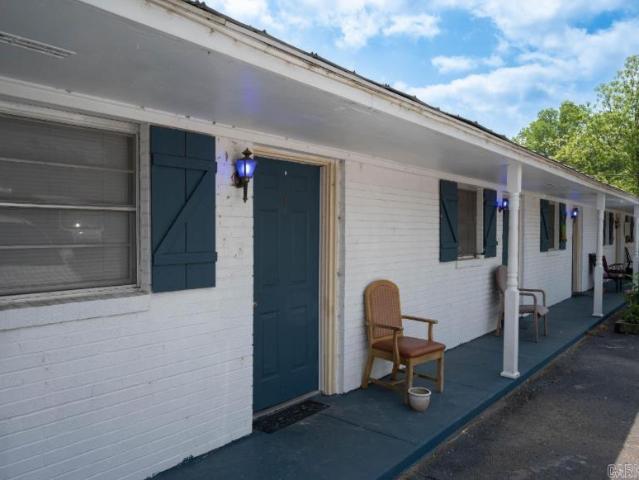 201 E Main Street