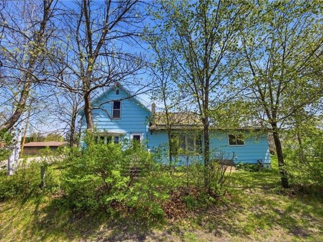 201 E Oak Ave, Frazee, MN 56544