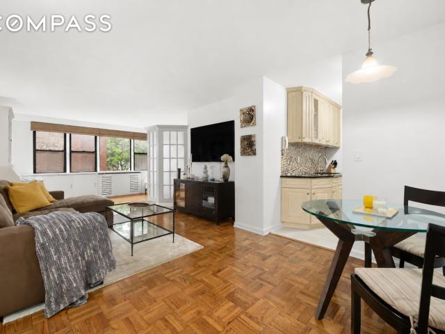 201 East 21st Street, New York, NY