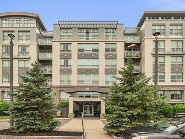 201 Elliott St Unit 510, Beverly, MA 01915