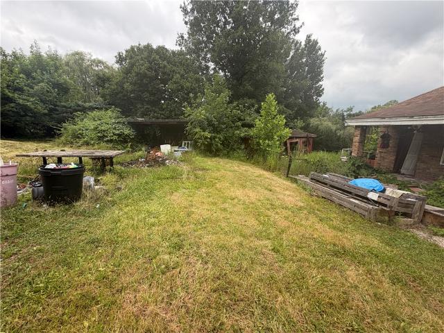 201 Elm Rd