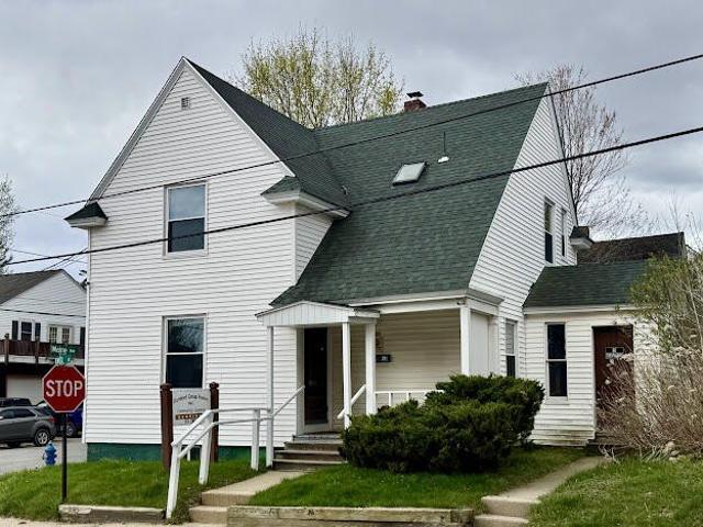 201 Knox St, Rumford, ME 04276