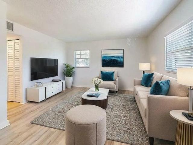 201 Kost Rd, Daytona Beach, FL 32119