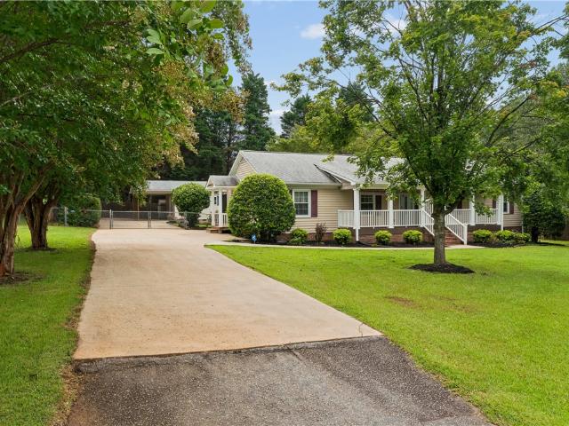 201 Ketura Drive