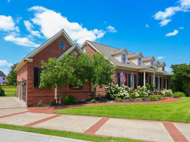 201 Kelburn Court