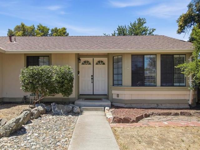 201 Hickory Ct, Brentwood, CA 94513