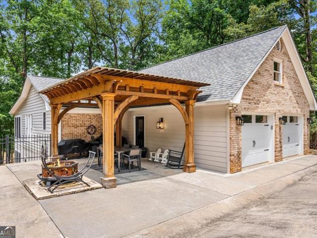 201 Hickory Hill Ln, Martin, GA 30557