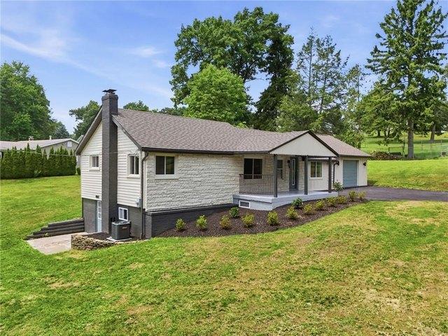 201 Hillvue Dr, Butler, PA 16001