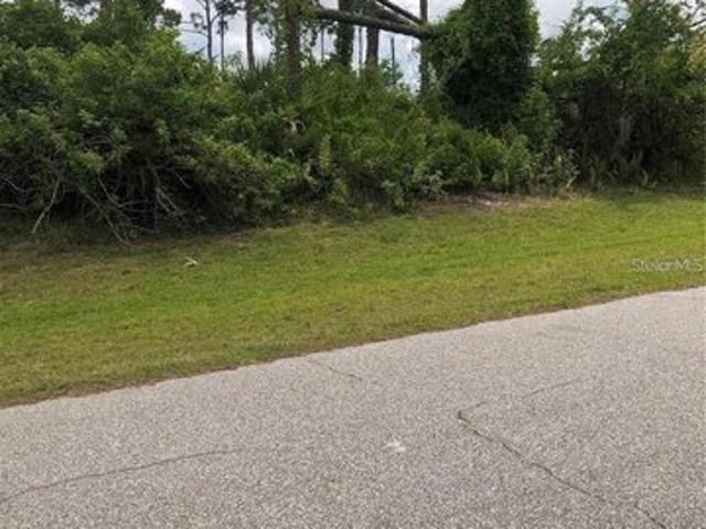 201 Jade St, Rotonda West, FL 33947