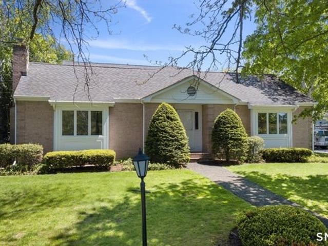 201 Jamestown Rd Unit 201, Stratford, CT 06614