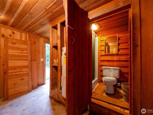 201 Jylha Rd, Rochester, WA 98579 | MLS #2455